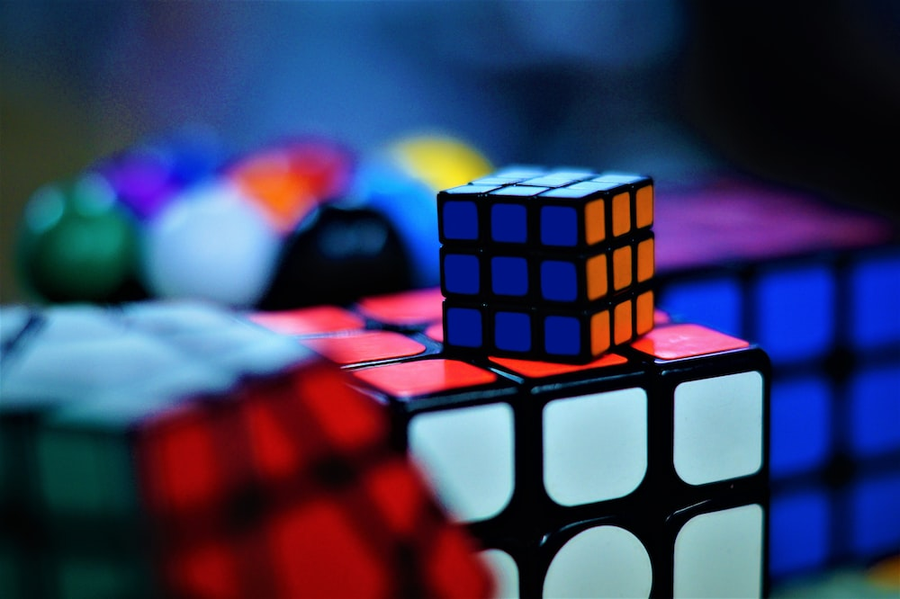 Cubul Rubik: recomandari, pret si magazine in Romania - Cutiamica.ro